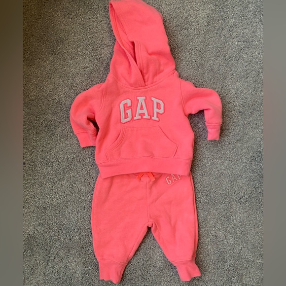 GAP | Matching Sets | Baby Gap Girls Matching Pink Sweatshirt And Sweatpantssize 62 Months ...